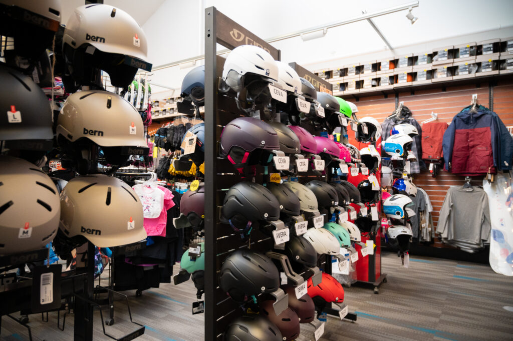 Poconos Skiing & Snowboarding | Winter Activities | Blue Mountain Resort