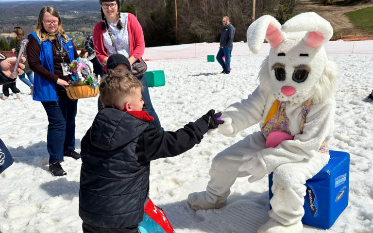 Easter Egg Hunt on the Snow | Blue Mountain Resort | Poconos, PA